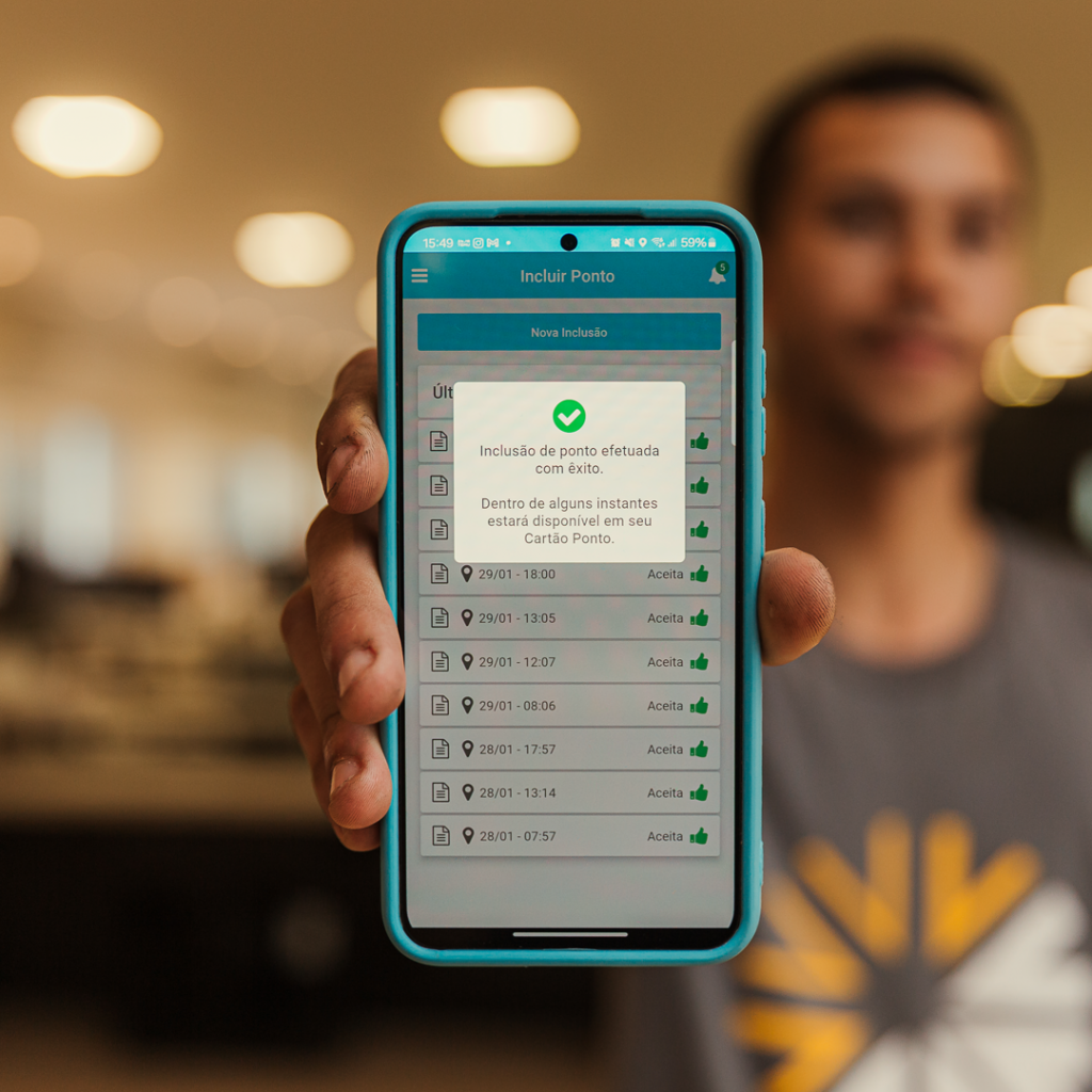 Controle de ponto x cartão de ponto: diferenças e vantagens - Blog Secullum